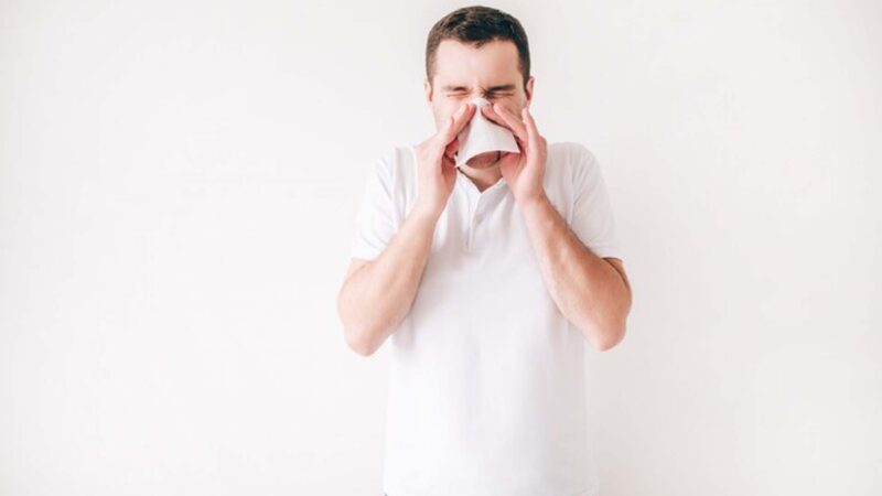 What Causes a Runny Nose? – NutritionFact.in